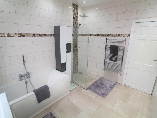 3 bedroom Terraced House to let