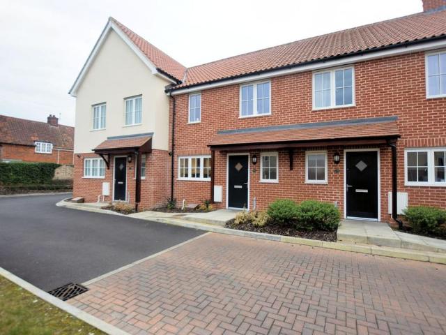 3 bedroom terraced house to rent