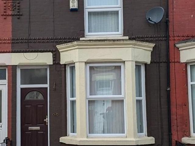 3 bedroom terraced house to rent