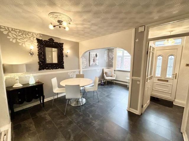 3 bedroom terraced house to rent