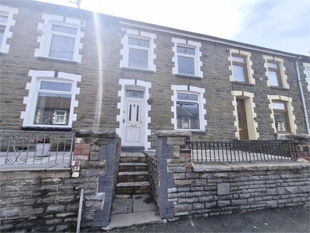 3 bedroom terraced house to rent