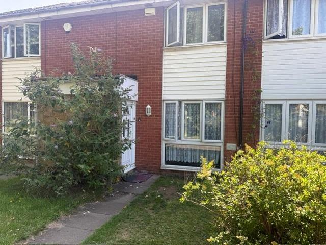 3 bedroom terraced house to rent