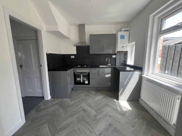 3 bedroom terraced house to rent