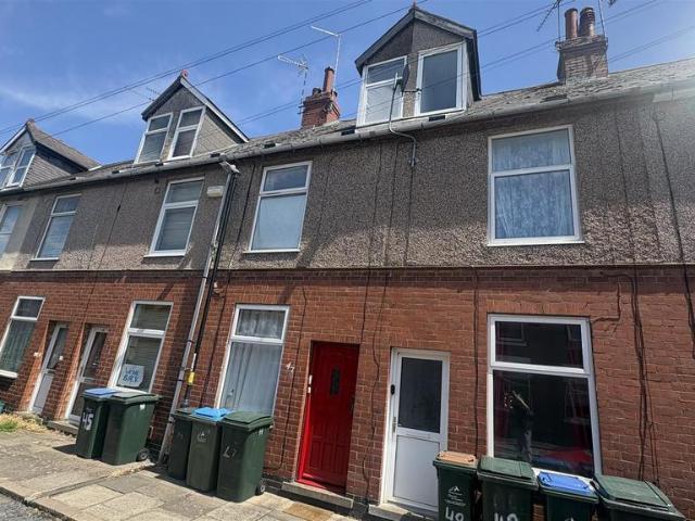 3 bedroom terraced house to rent