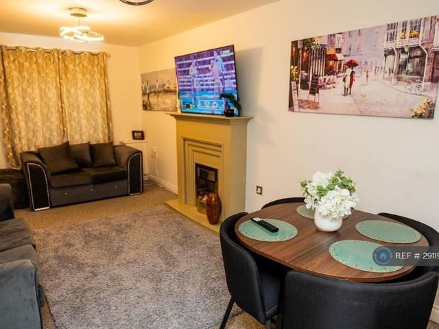 3 bedroom terraced house to rent