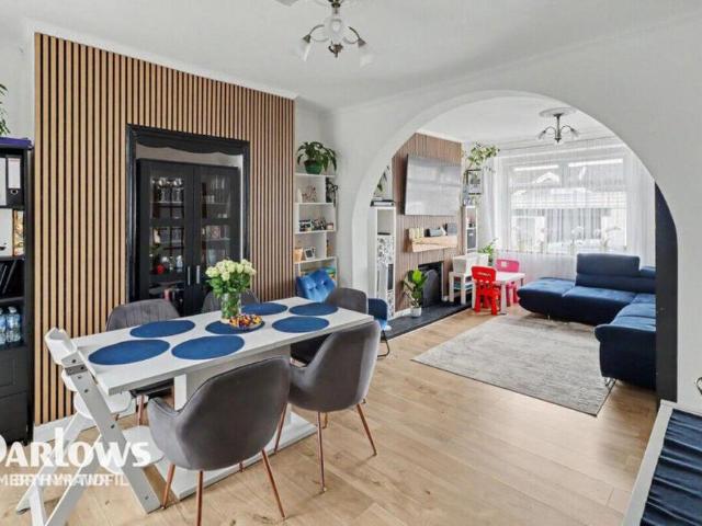 3 bedroom terraced house to rent