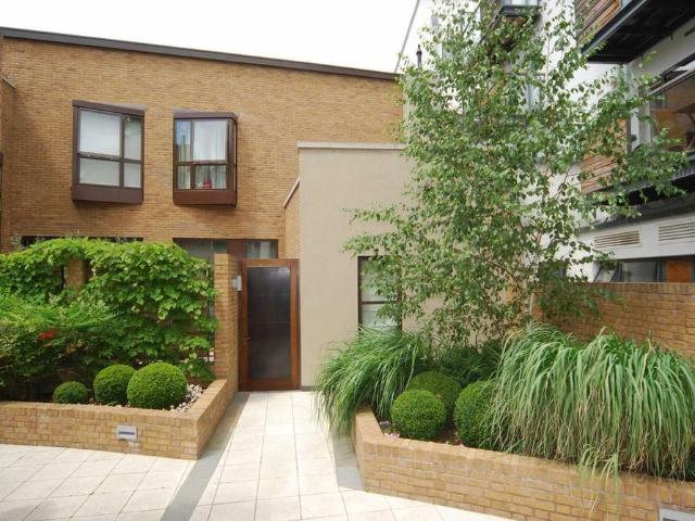 3 bedroom terraced house to rent