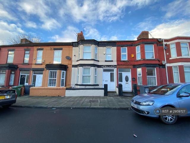 3 bedroom terraced house to rent