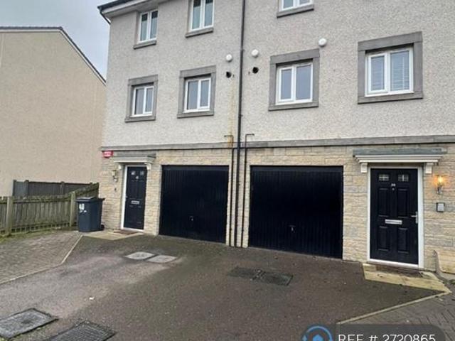 3 bedroom terraced house to rent
