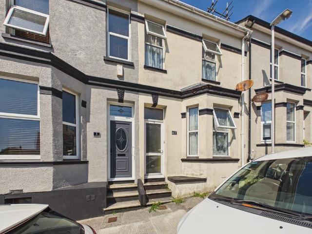 3 bedroom terraced house to rent