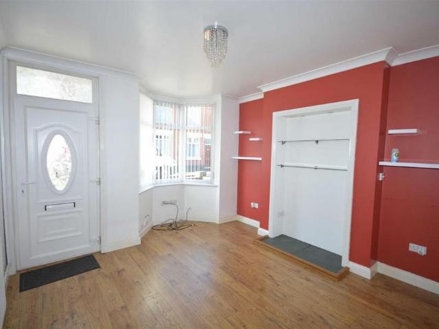 3 bedroom terraced house to rent