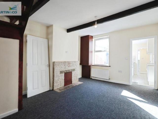 3 bedroom terraced house to rent