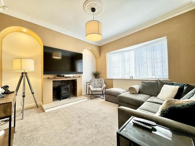 3 bedroom terraced house to rent