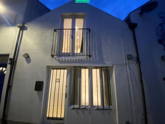 3 bedroom terraced house to rent