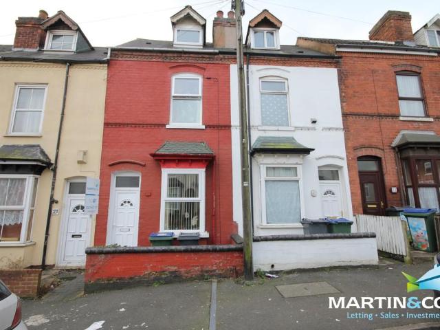 3 bedroom terraced house to rent