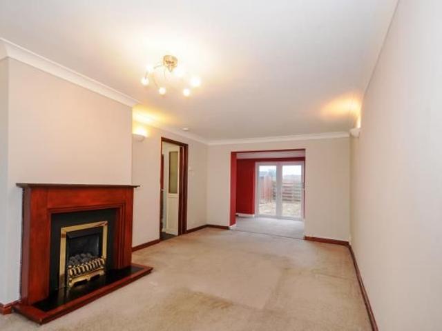 3 bedroom terraced house to rent