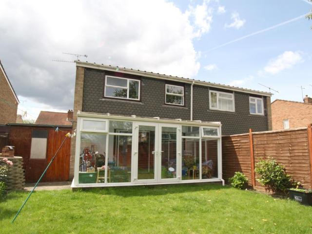 3 bedroom terraced house to rent