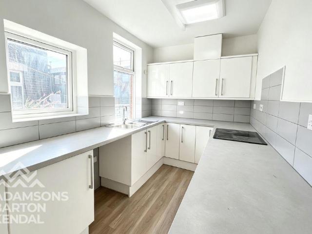 3 bedroom terraced house to rent