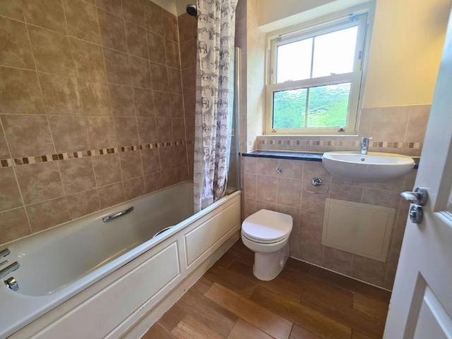 3 bedroom terraced house to rent