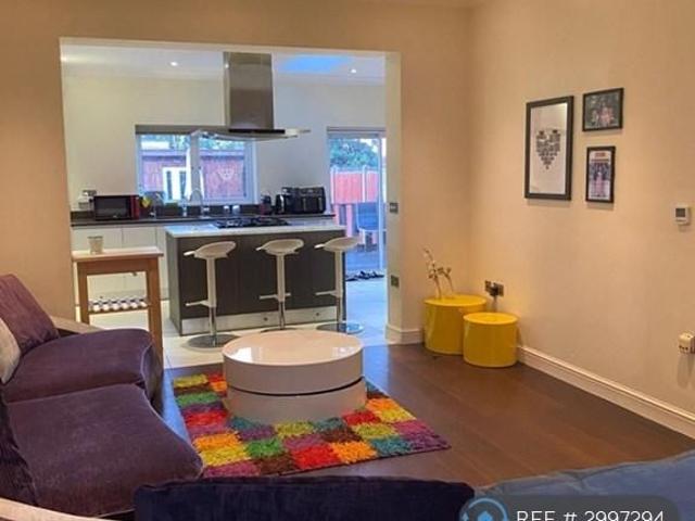3 bedroom terraced house to rent
