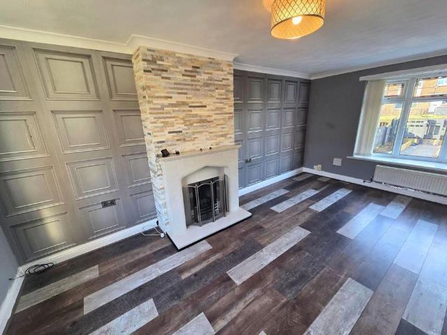 3 bedroom terraced house to rent