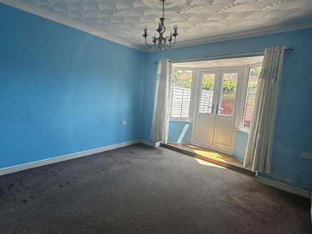 3 bedroom terraced house to rent