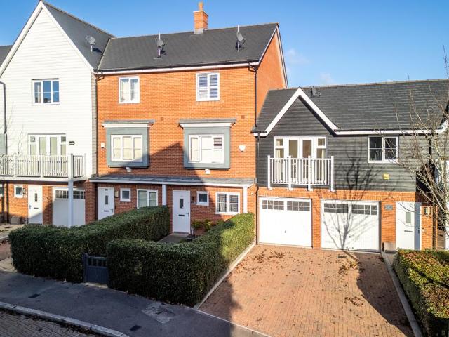 3 bedroom terraced house to rent