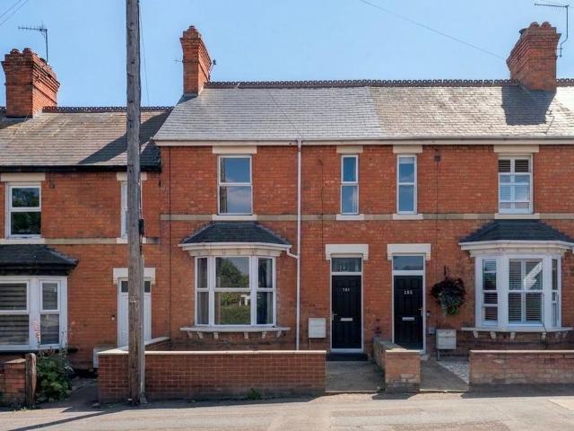 3 bedroom terraced house to rent