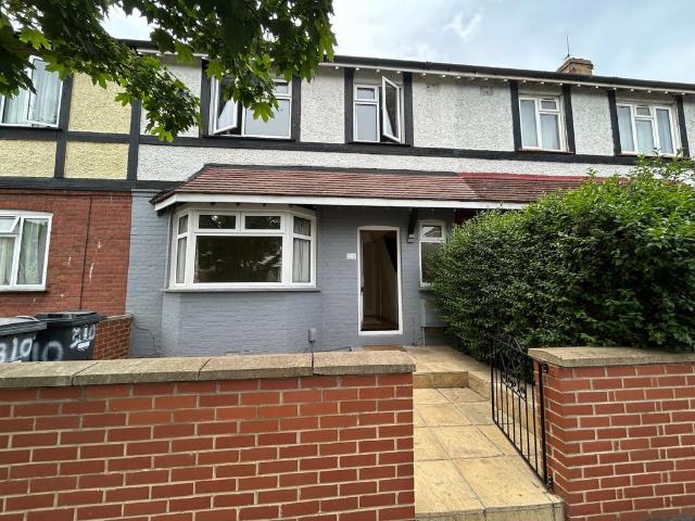 3 bedroom terraced house to rent