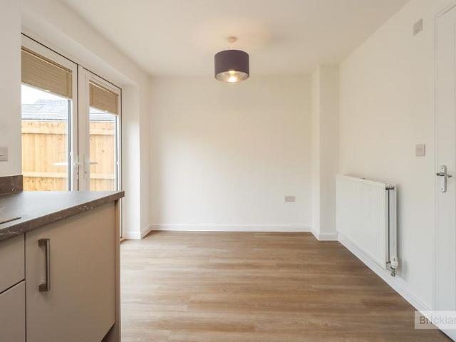 3 bedroom terraced house to rent