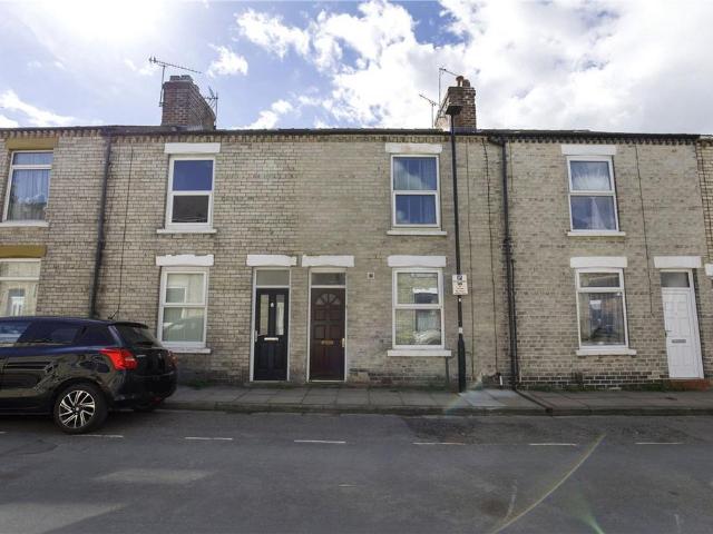 3 bedroom terraced house to rent