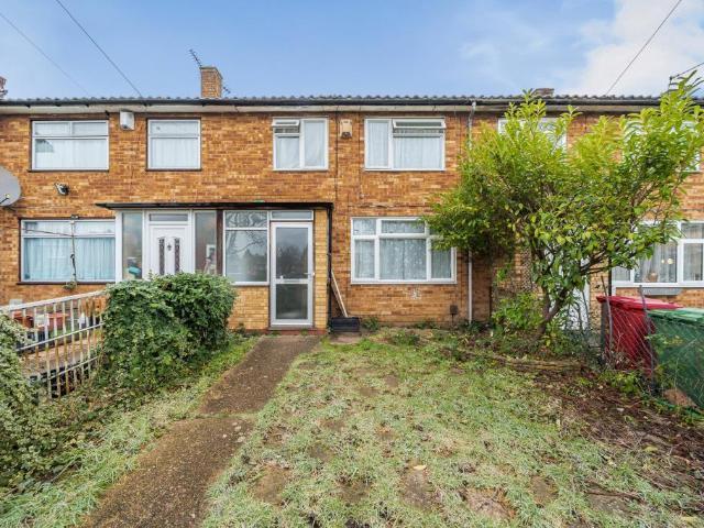 3 bedroom terraced house to rent