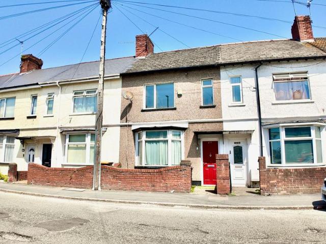 3 bedroom terraced house to rent