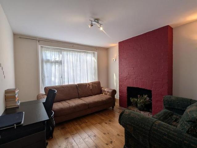 3 bedroom terraced house to rent