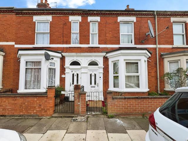 3 bedroom terraced house to rent