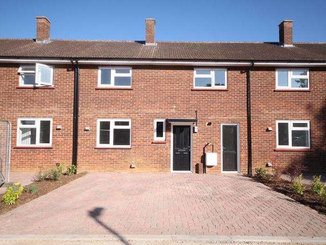 3 bedroom terraced house to rent