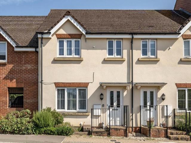 3 bedroom terraced house to rent
