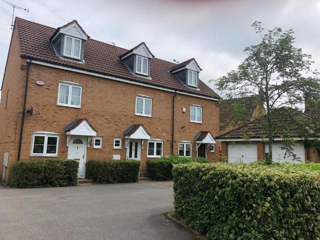 3 bedroom terraced house to rent