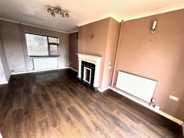 3 bedroom terraced house to rent
