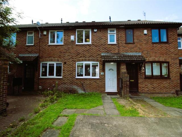 3 bedroom terraced house to rent