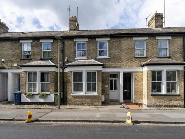 3 bedroom terraced house to rent