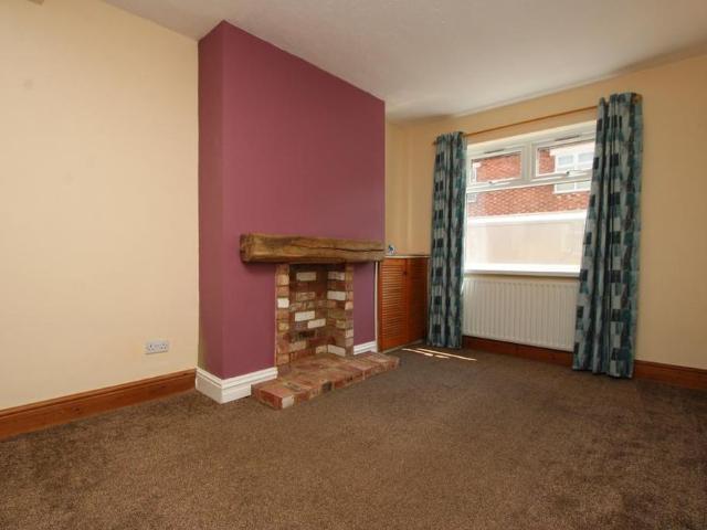 3 bedroom terraced house to rent