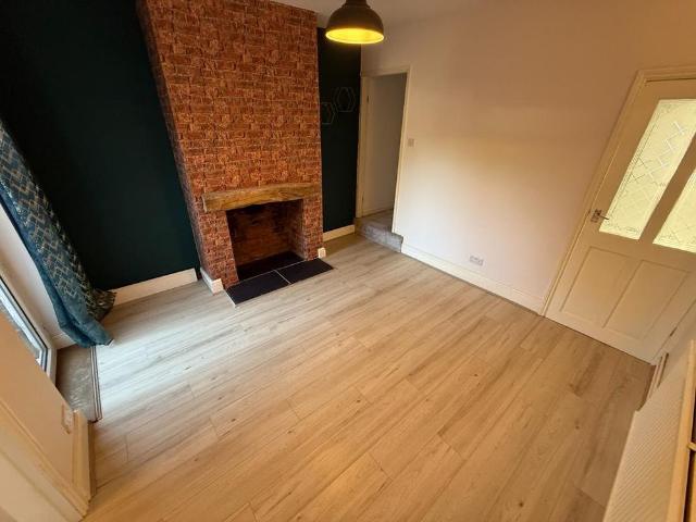 3 bedroom terraced house to rent