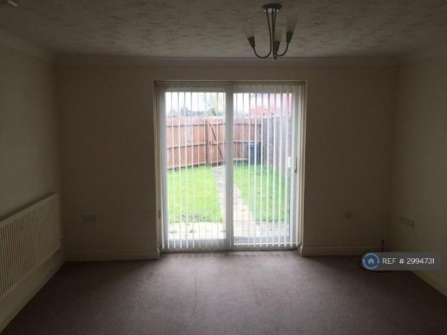 3 bedroom terraced house to rent