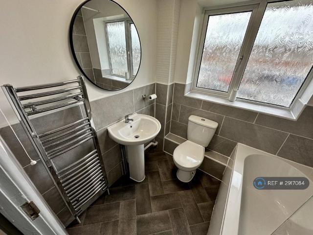 3 bedroom terraced house to rent