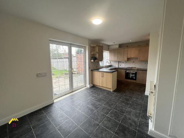 3 bedroom terraced house to rent