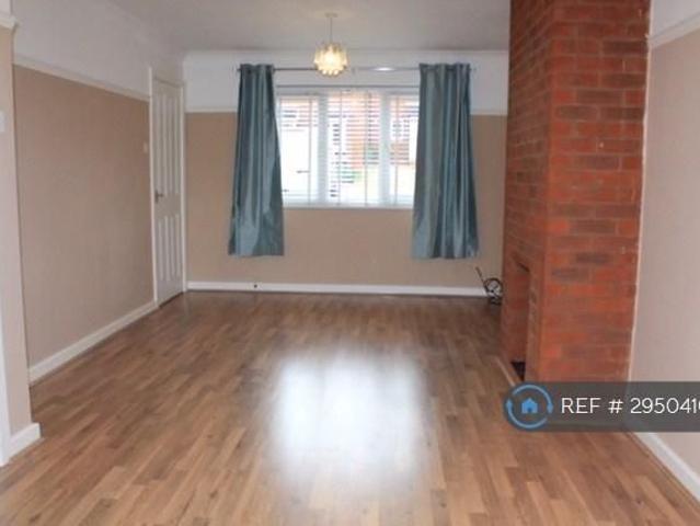3 bedroom terraced house to rent