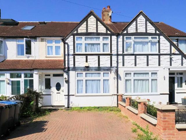 3 bedroom terraced house to rent