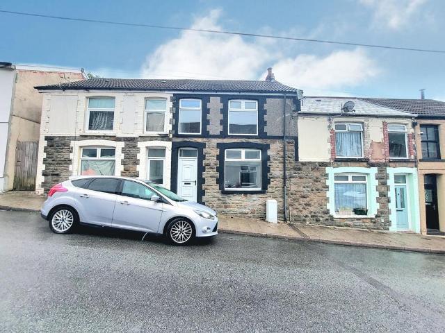 3 bedroom terraced house to rent