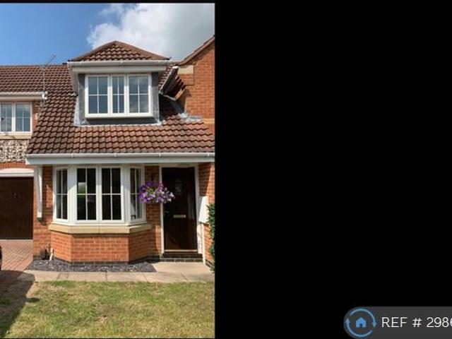 3 bedroom terraced house to rent